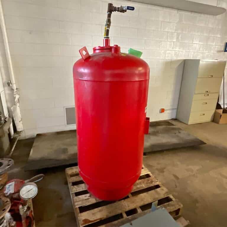 Armstrong A600-L Expansion Tank | 158 Gallons | Used, Like New - Buy ...