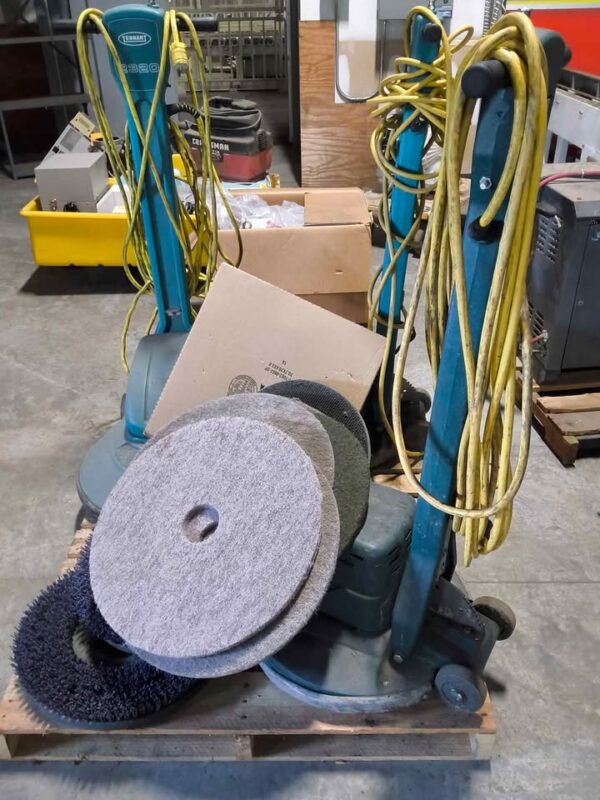 Floor Scrubbers | Commercial & Industrial Cleaning Machines | ISP